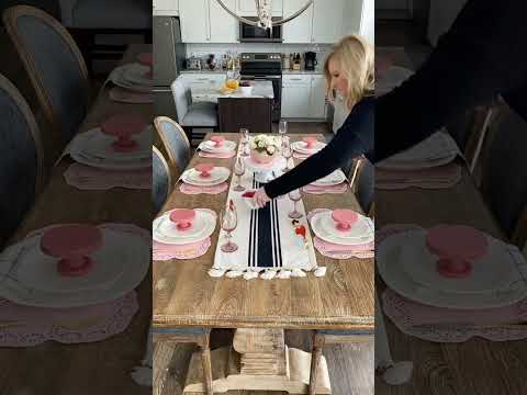 Valentine’s Day table setting option for parties and Galentines #galentinesday #valentinesday
