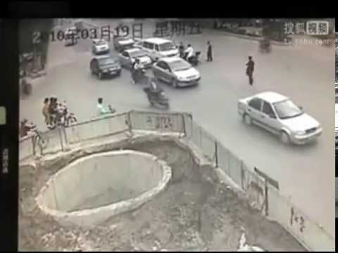 The dumbest person on planet earth..Unbelievable MUST WATCH