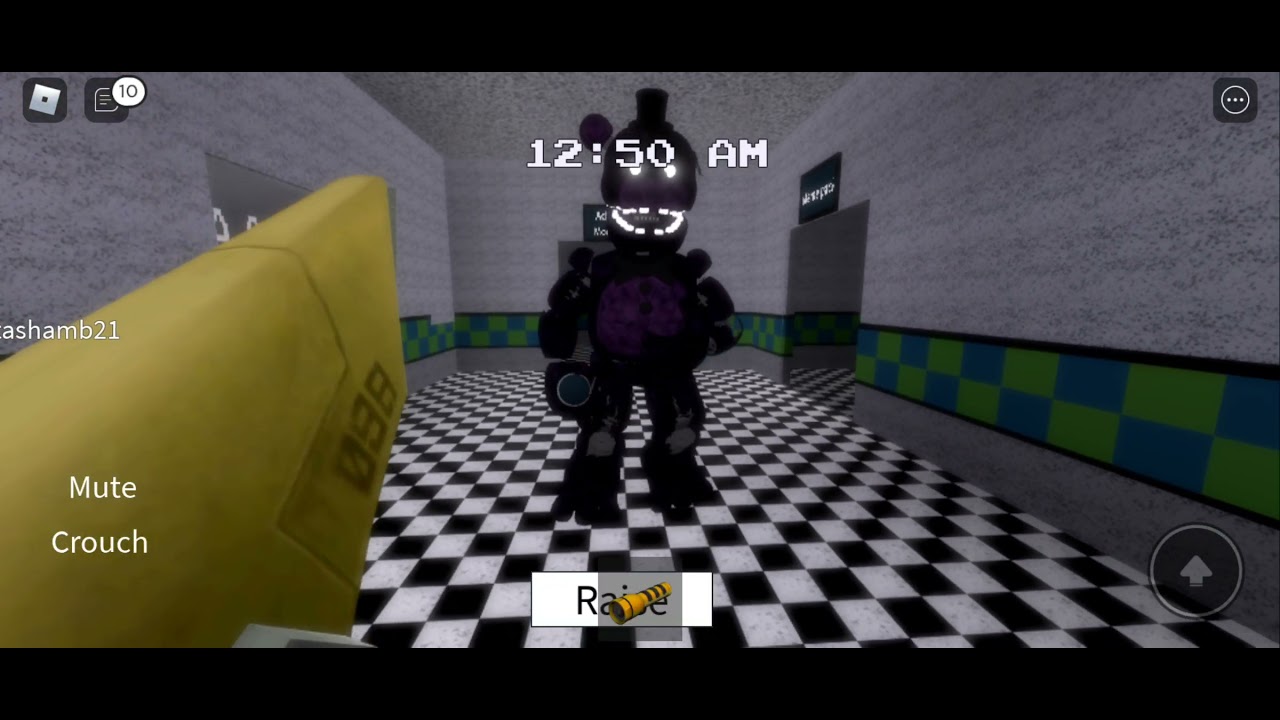 Checking out the new map and animatronics In Fnaf new beginning! (Roblox)