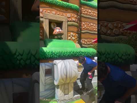 Super Nintendo World Mini Game: Goomba Crazy Crank #shorts #nintendo #mariokart #gaming #marioparty