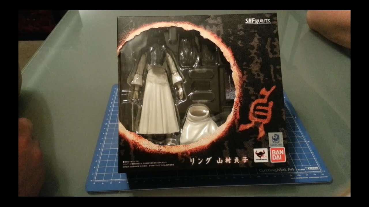 Bandai S.H. FiguArts - The Ring Ringu Sadako - Figure Review