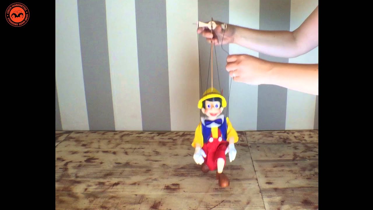 Tutorial Czech Marionettes - how to play with Pinocchio marionette
