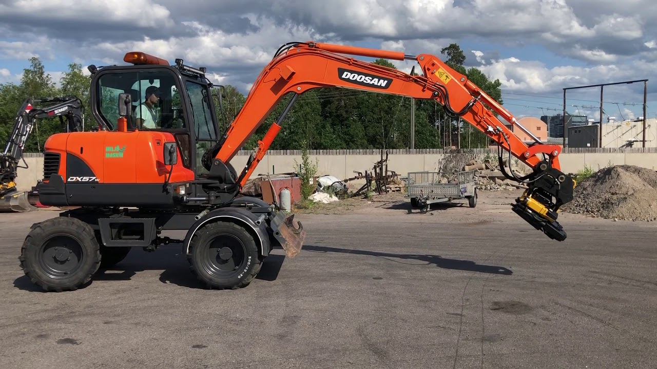 Grävmaskin Doosan DX55W