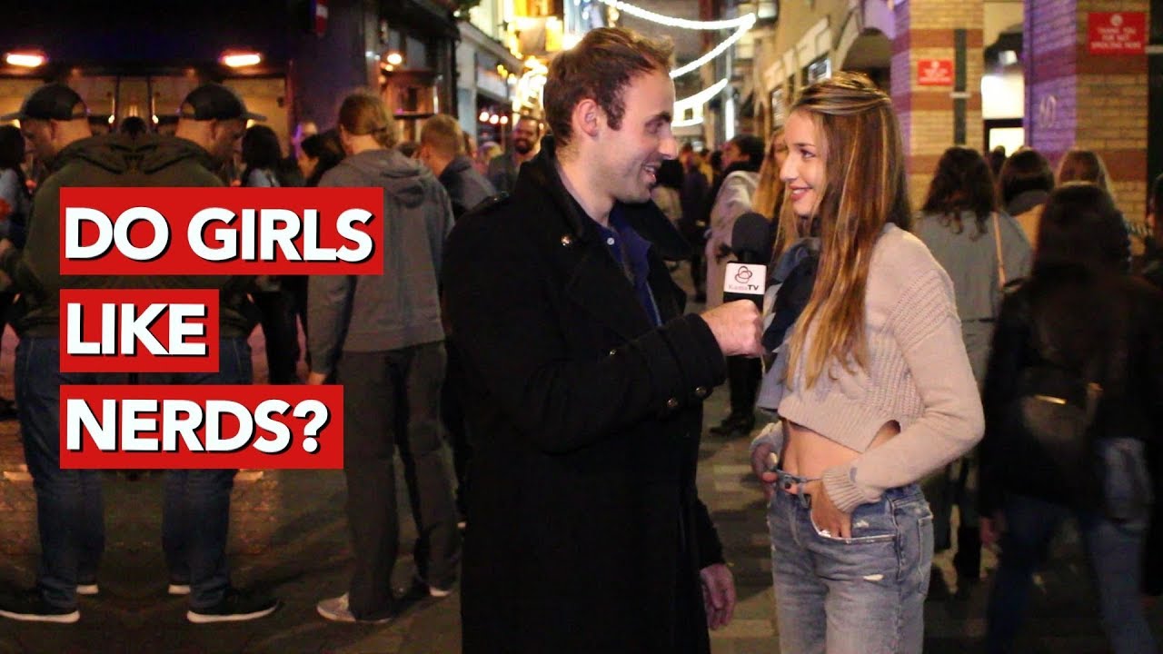 Do girls like nerds? Girls on Nerds!