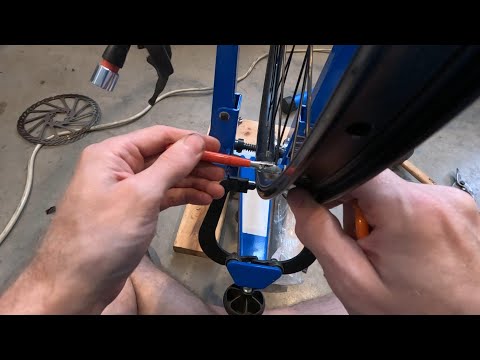 E-Bike Hub Motor Wheel Rebuild (New Spokes) Bafang G900