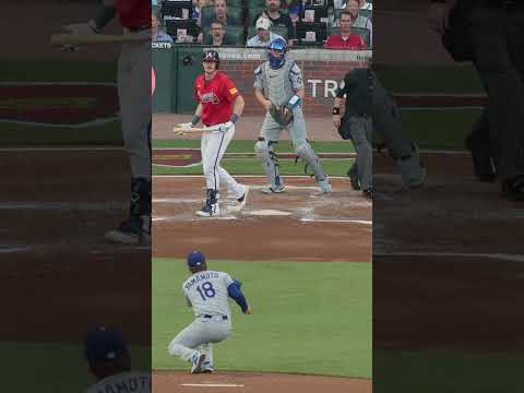 Yoshinobu Yamamoto snatches the 106 MPH comebacker 😳