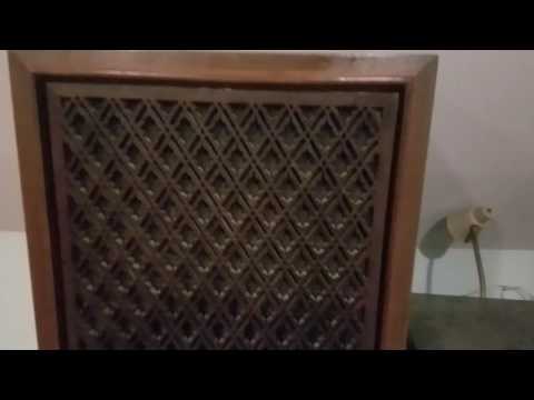 1970 Sansui SP-2000 speakers