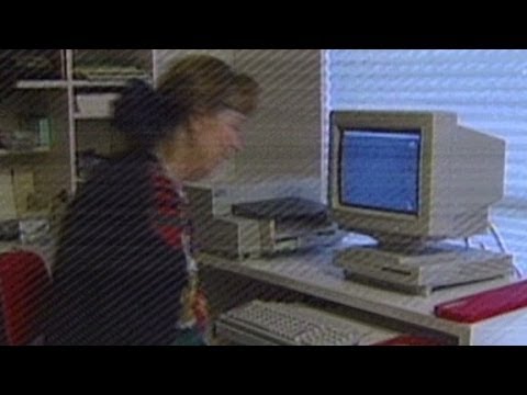 1993: CNN's first reports on the Web