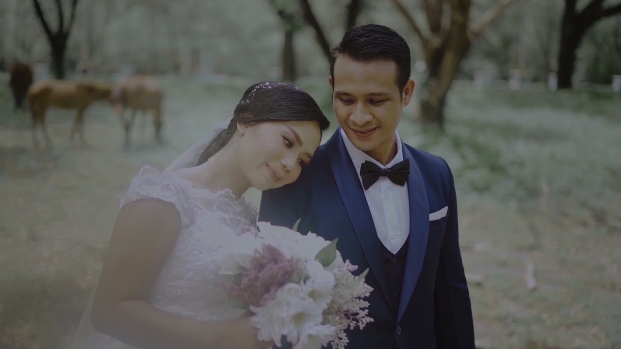 Referensi prewedding Surabaya | jl.Tunjungan Surabaya