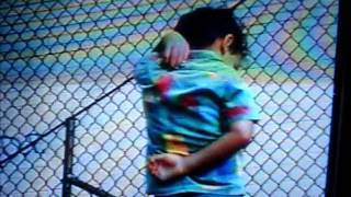 Lời dịch bài hát Elbows And Knees - Sesame Street