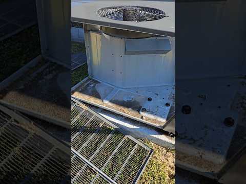New Goodman Package Heat Pump robbed for Scrap Metal! #scrapmetalrecycling #hvac #hvacmaintenance