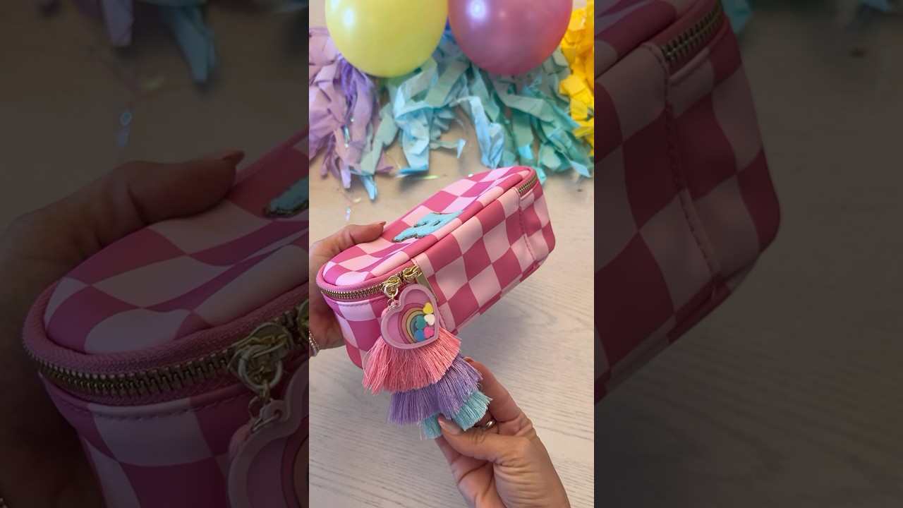 Back to school DIY bag #diy #hobbylobby #backtoschool #schoolsupplies #giftideas