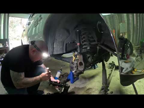 Schley / Matco 18100 ball joint press unboxing, lower ball joint removal, and review 2016 Ram 2500