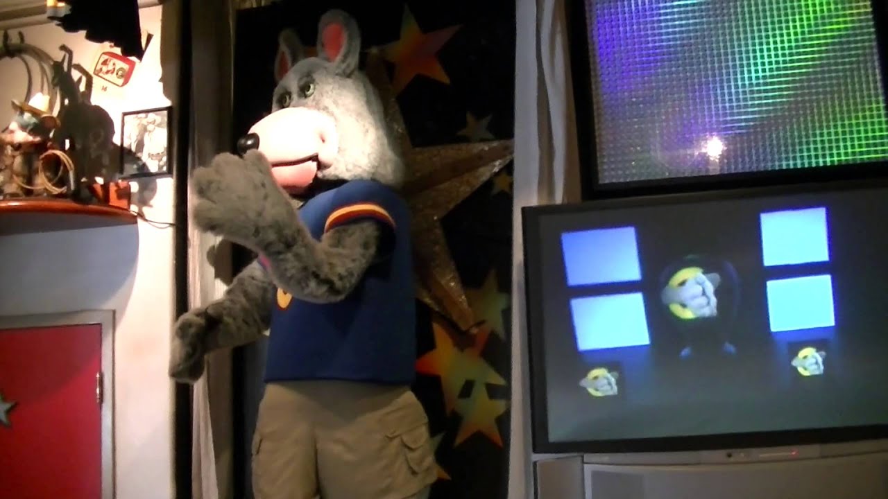 Chuck E. Cheese's Show 4, 2015 