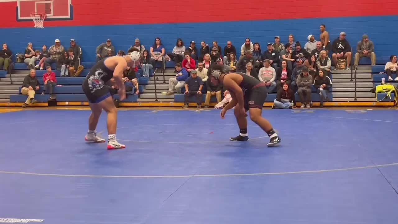 Watch: McDowell wrestler Hayden Haynes gets a quick pin on Rio Obispo
