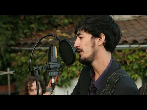 Alexandre Castillon en concert – Le jardin aux chansons qui bifurquent