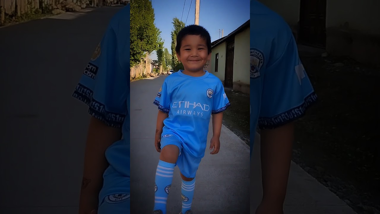 Jiyanim Husanboy🫠🙂 Yaxshi niyyat qildik.Futbolchi boʻlsin deb.Abduqodir KHusanov kabi.😊💙