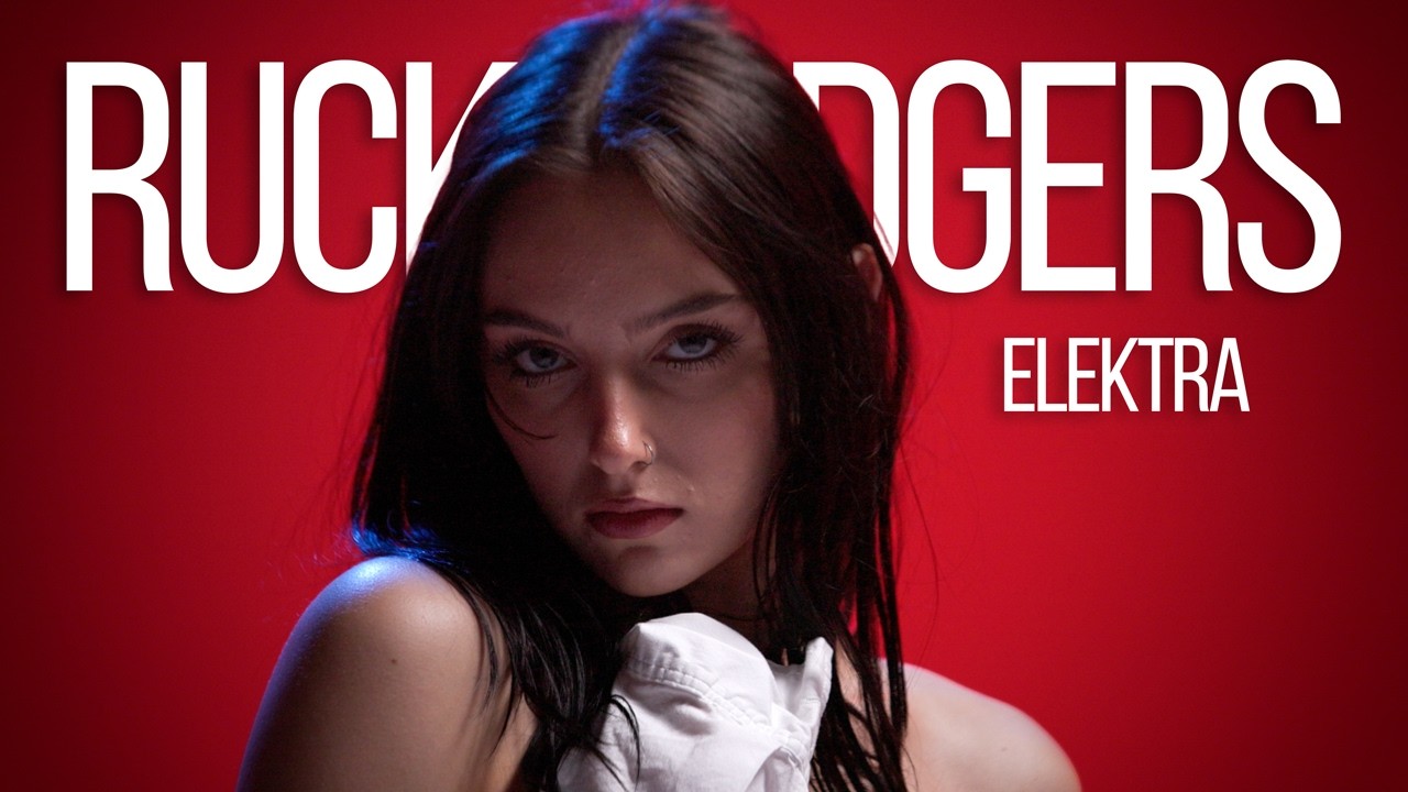 Elektra • Fine Art • Glamour • 4k • Photoshoot • Music Video