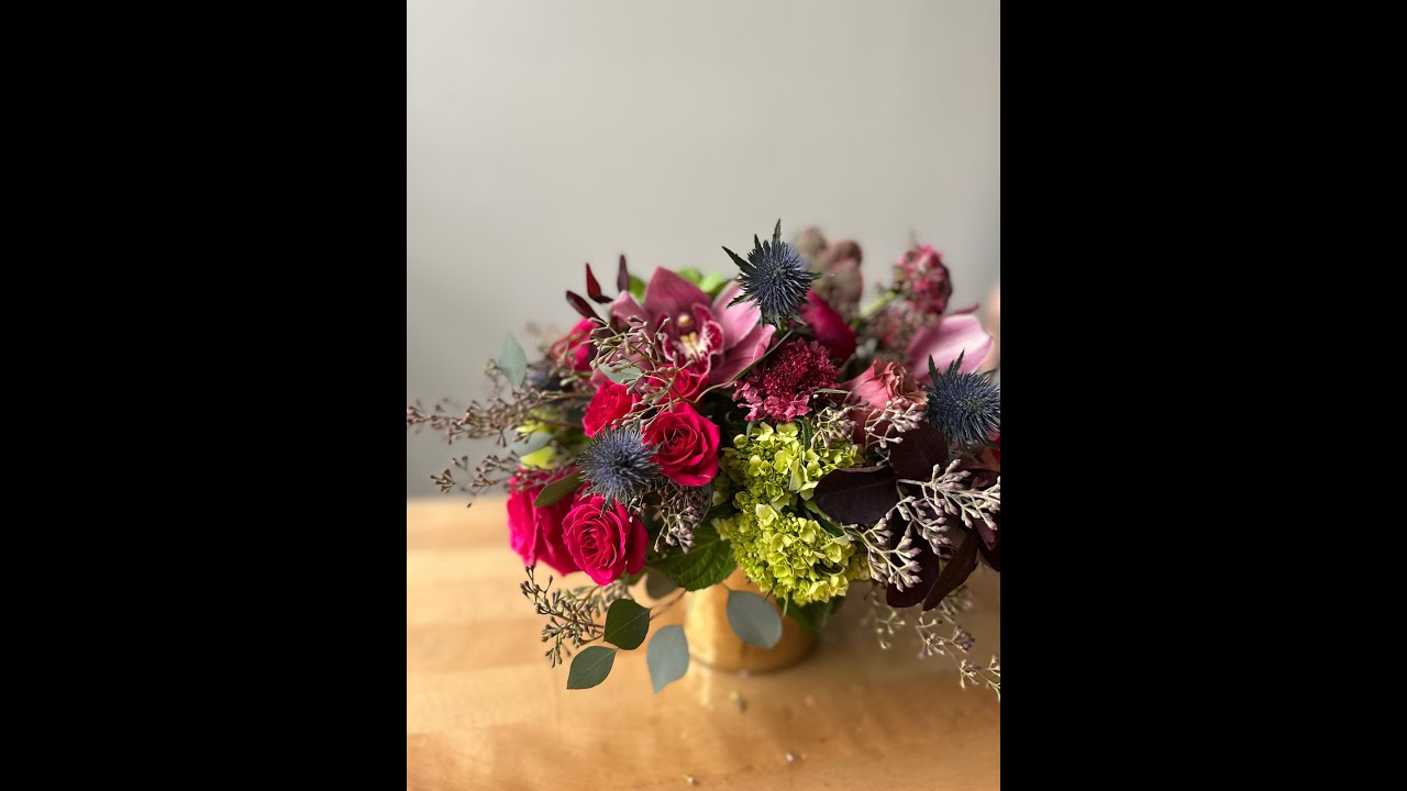 Bordeaux Blooms: A Virtual Flower Class with Helen Olivia Flowers
