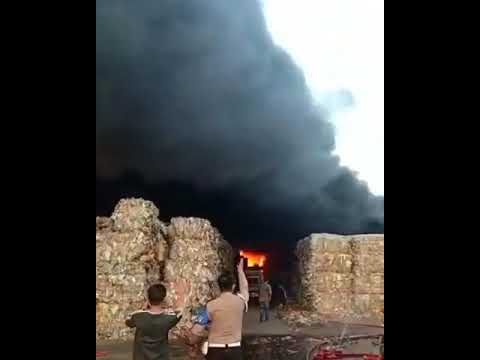 Kebakaran Pt.SMB . Bambe. kecamatan driyorejo gresik