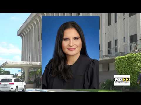Former Federal Prosecutor To Review Documents Taken From Trump