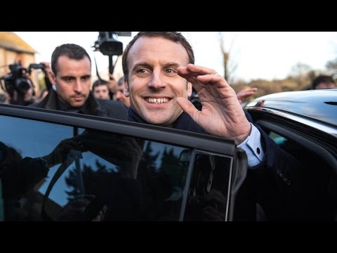 Macron Leads Le Pen in New French Election Poll