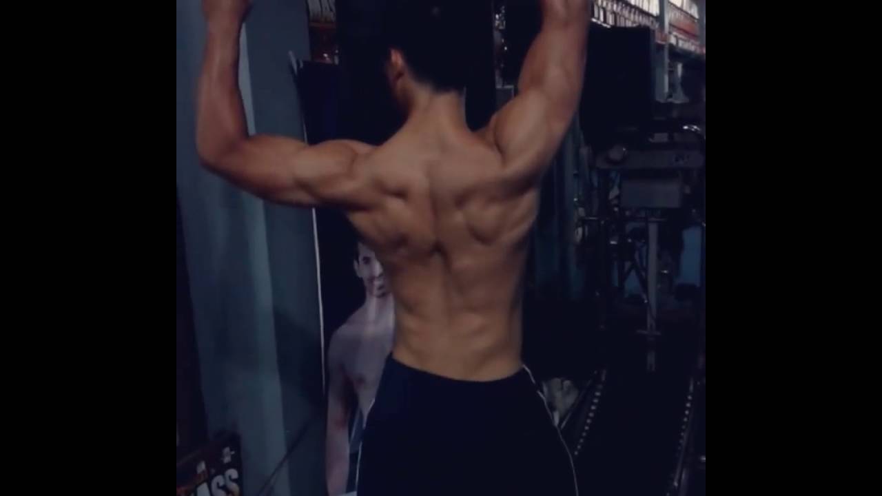 Indonesian Muscle Stud Showing His Muscle