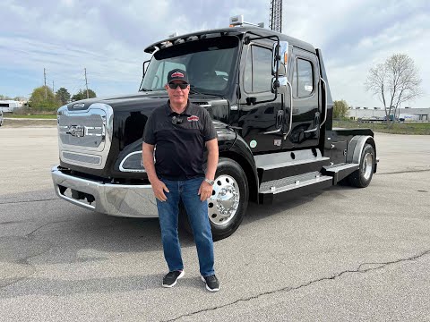 2024 Freightliner M2 112 Laredo (11N242639)