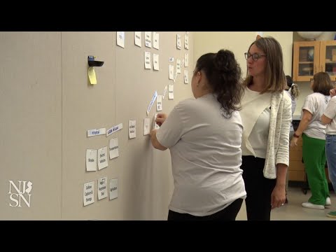 Teachers on a quest to better explain scientific topics