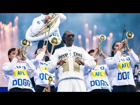 Snoop Dogg had his own mini Super Bowl performance | ktt2