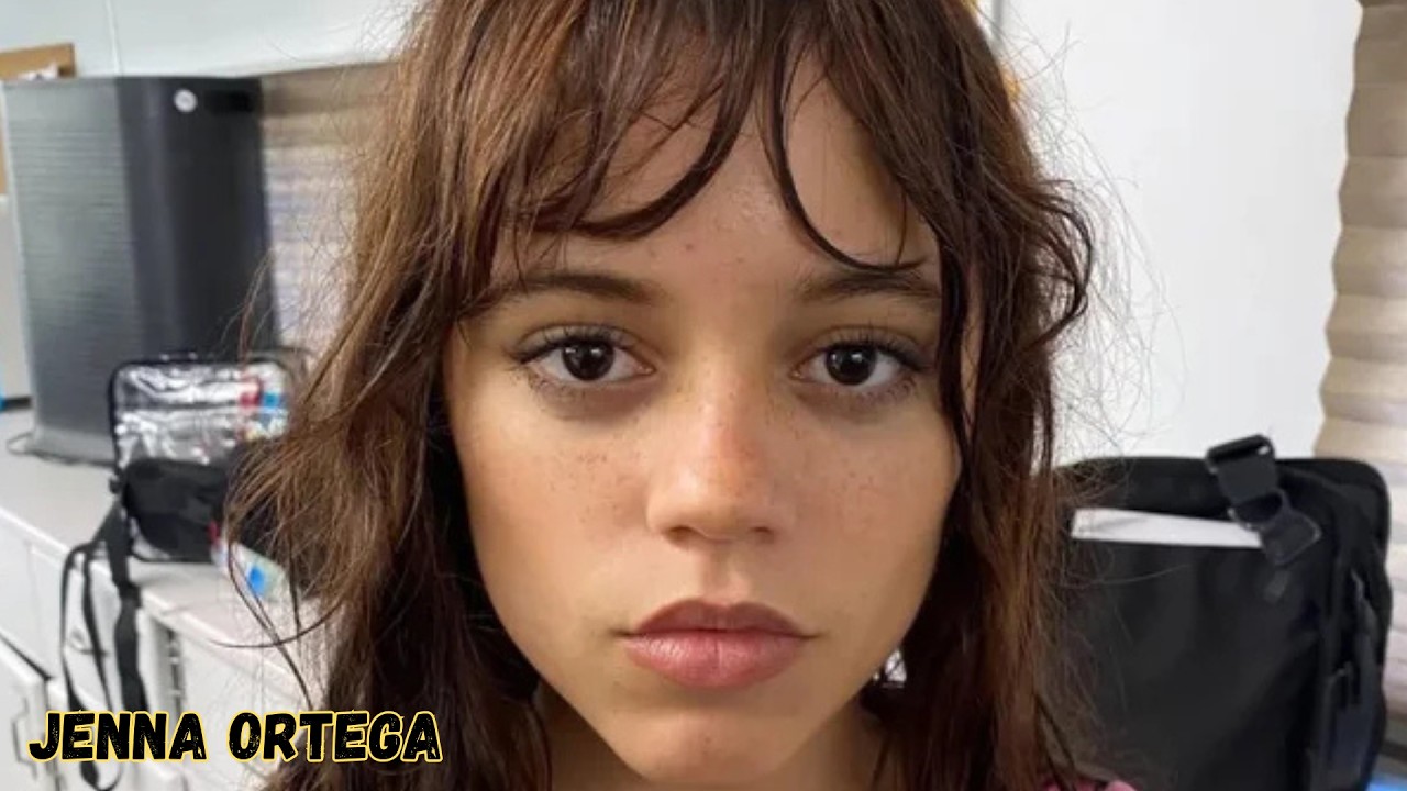 Jenna Ortega : Tights–Swimwear–Mini Fashion–Hosiery–Sheer Wear–Chic Outfits 🔥✨💃