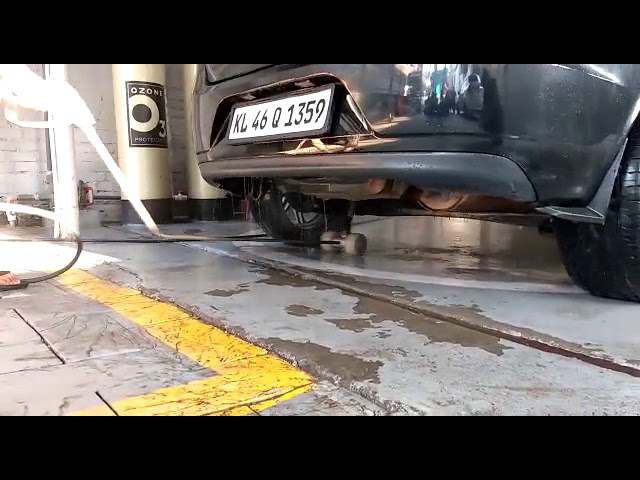 Car Washing Equipment - Maruti Three Wheeler Washing Lift with Y Type ...