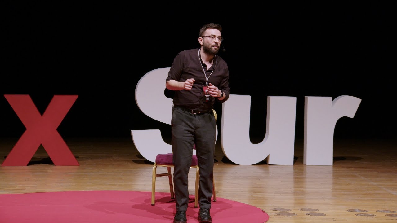 Yapay Zeka Çağında İnsan Olabilmek | Tuncay Erol | TEDxSur