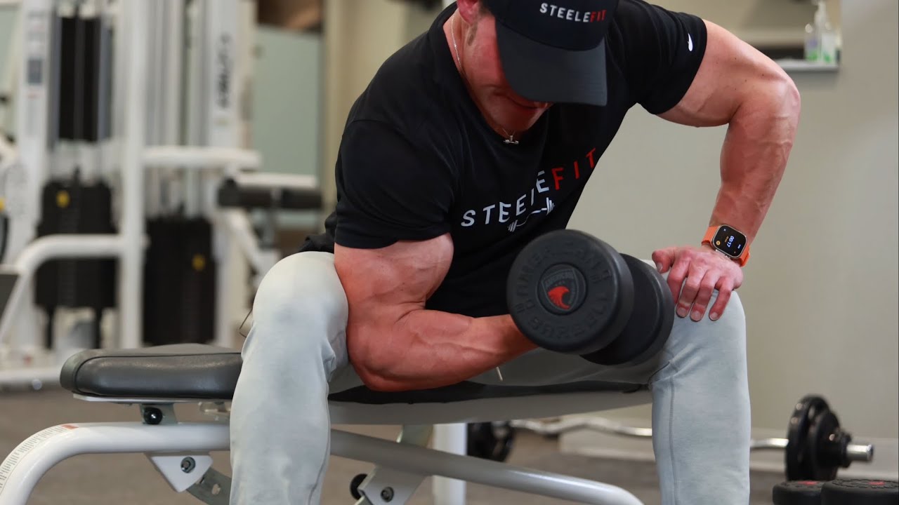 Perfect Your Concentration Curl for Optimal Bicep Isolation