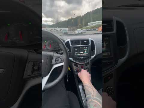 The Sounds Of The 2017 Chevrolet Sonic 1LT | SOUND TEST