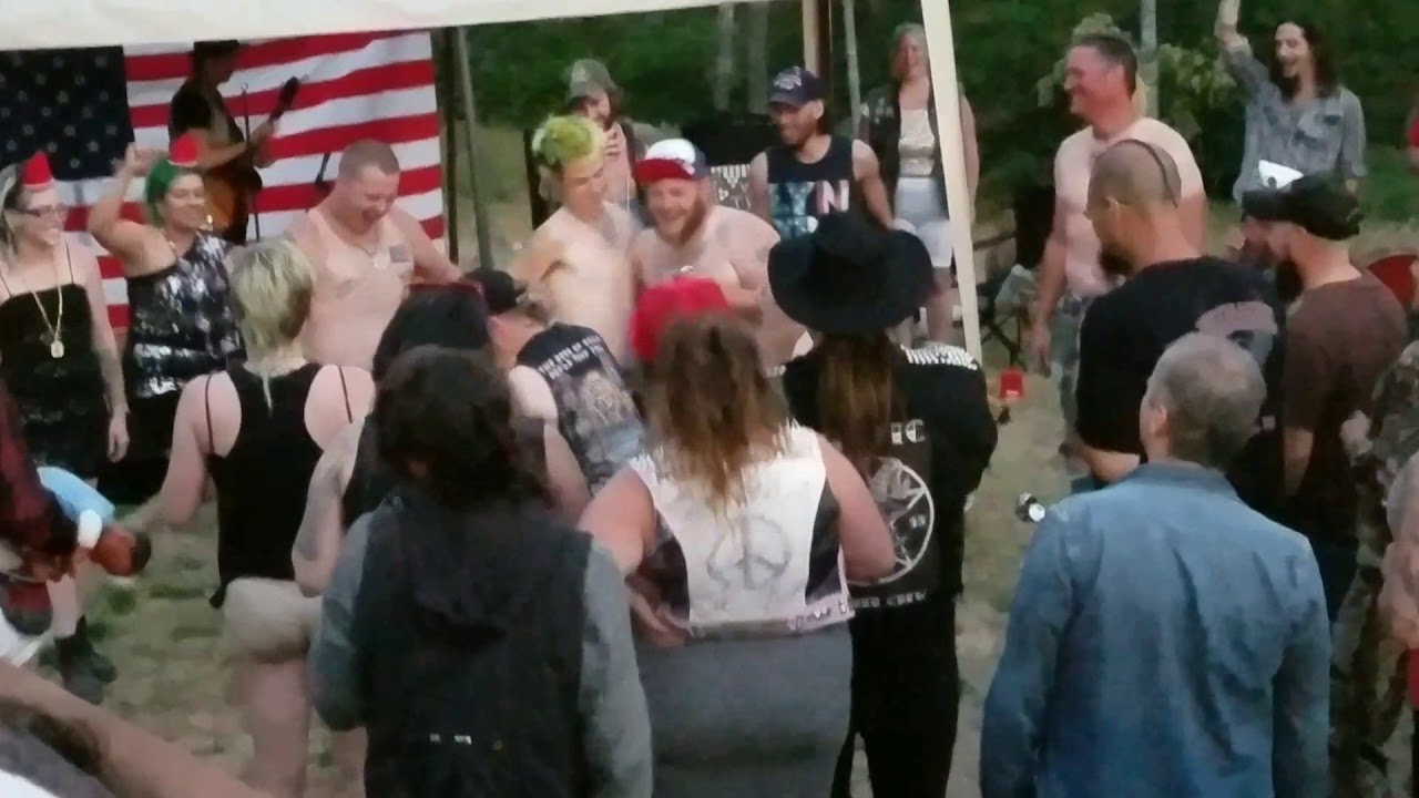 White trash bash 2017