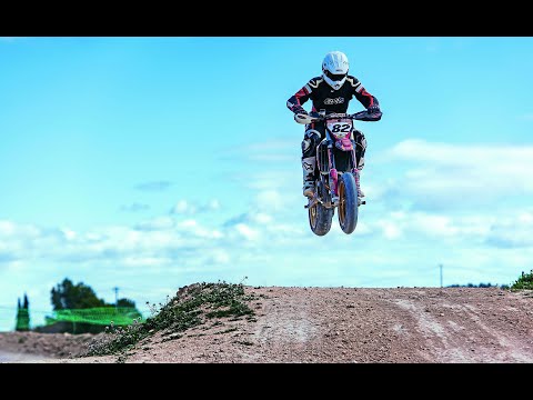 SupermotoLand - Onboard & Crash!