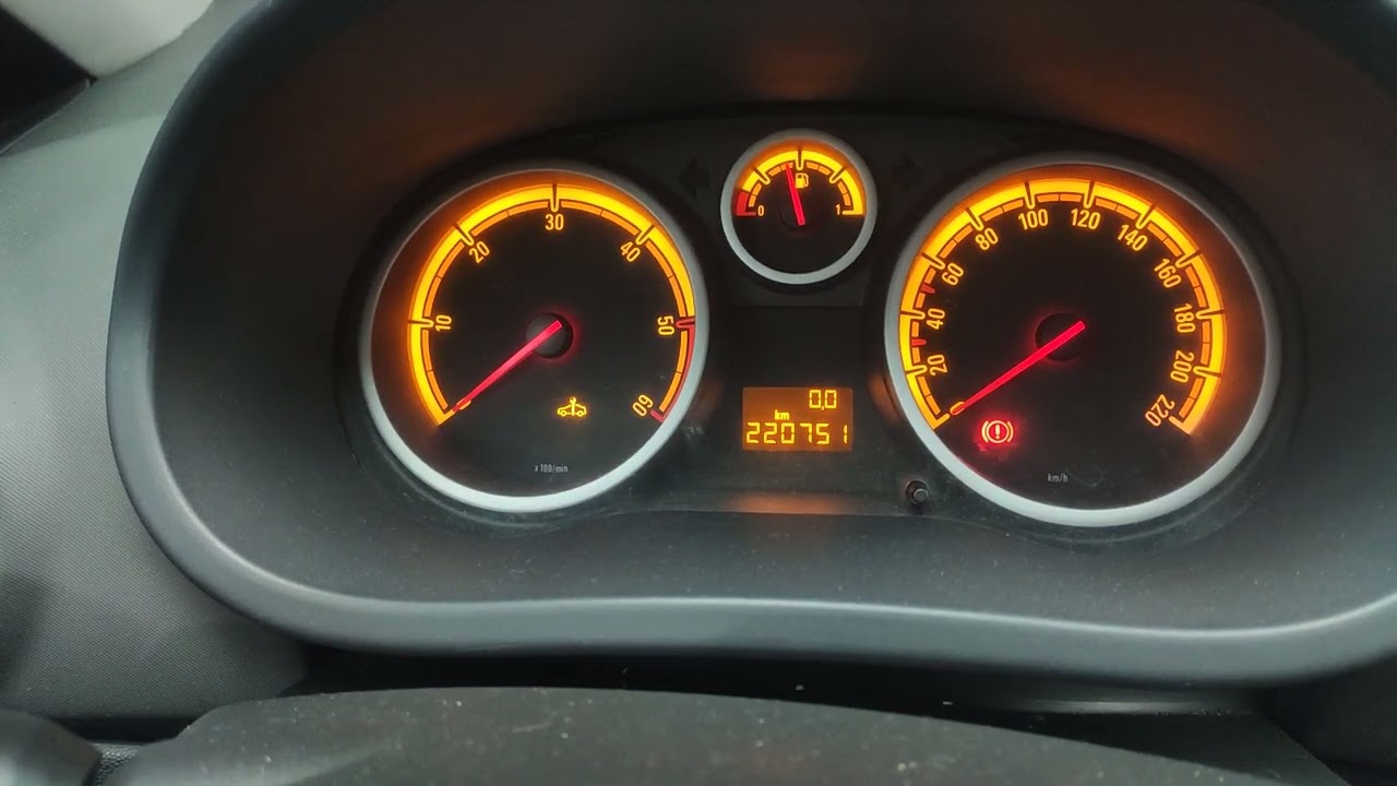 Opel Corsa D error F