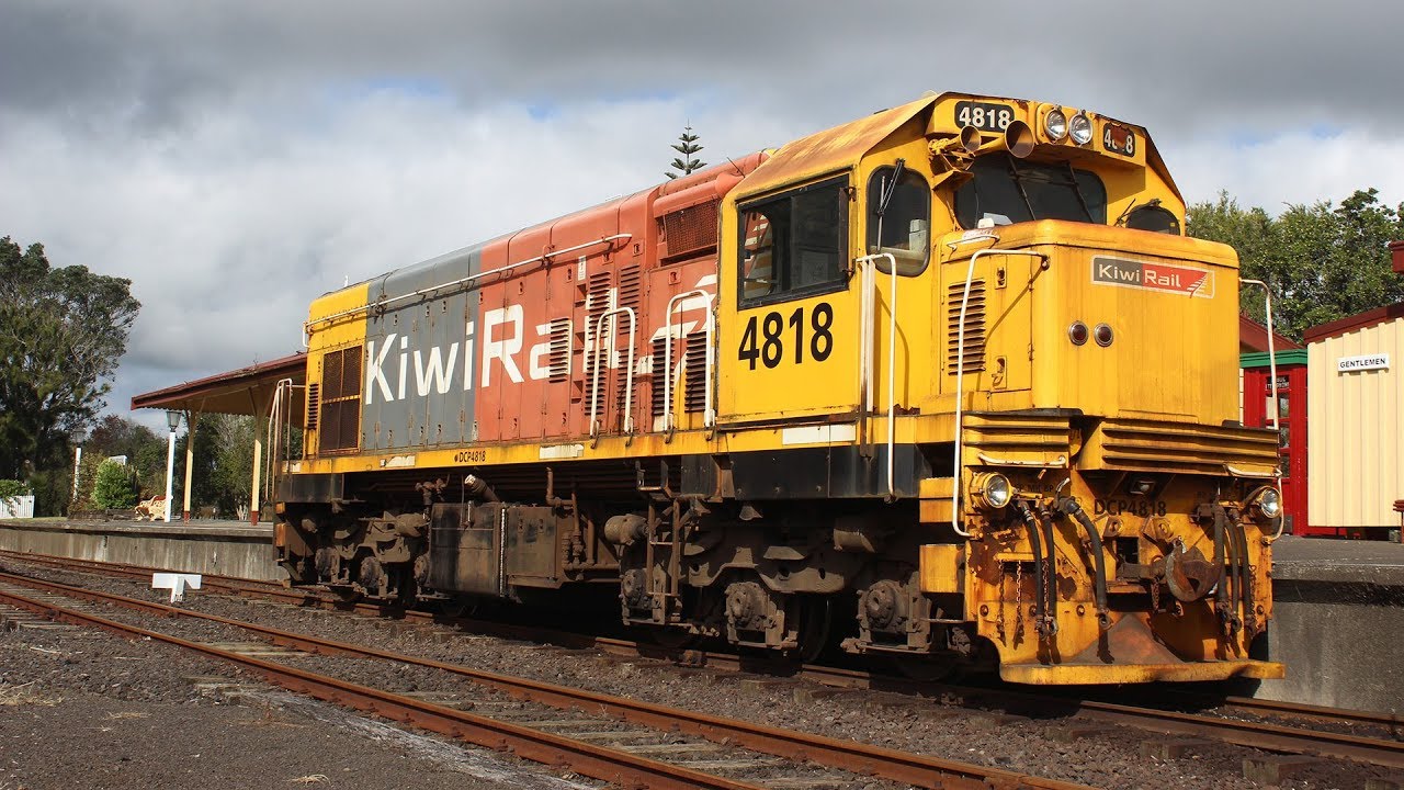 Photos - DCP 4818 Arrives Home - nzrailphotos.co.nz