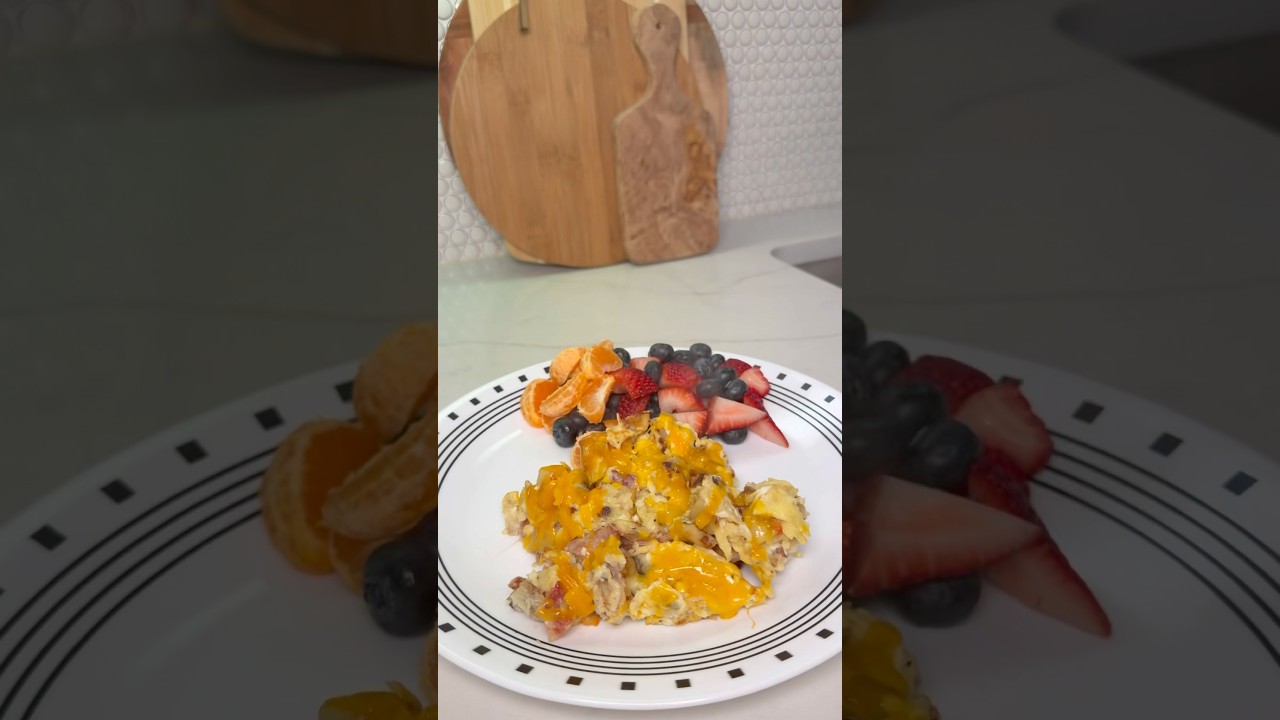 Cowboy Breakfast Skillet #breakfastideas #brunch #baconeggandcheese #homecook #recipe