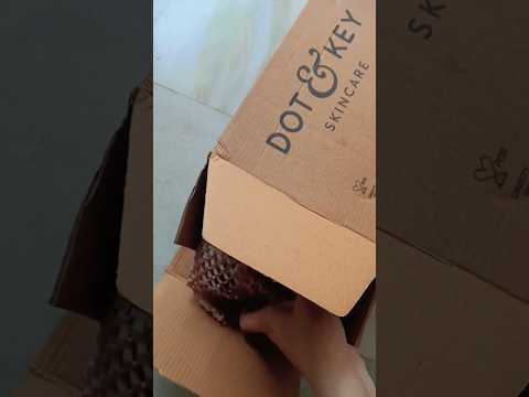 Unboxing new skin care✨ #skincare #dotandkey #dotandkeyskincare #skincareroutine #selflove #shorts