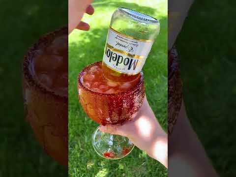 Making WEEKEND MICHELADAS πΊπ
πΆ