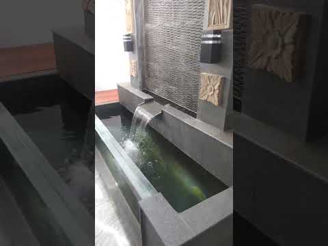 kolam ikan koi mini di dalam rumah menggunakan kaca