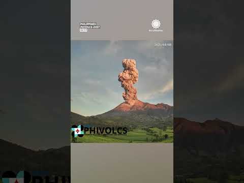 Watch the Kanlaon Volcano Erupt in Philippines