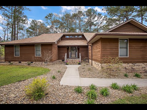 128 Churchview Ct., Lexington, SC 29073
