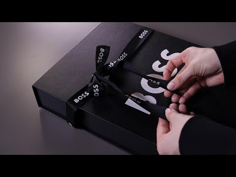 Merlin Visuals - Brand Work: BOSS - Gift Wrapping - M