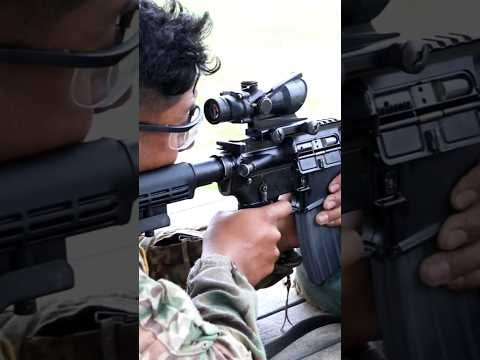 U.S Army soldiers, firing and aiming their M4A1 carbines #shorts #m4a1gun #army