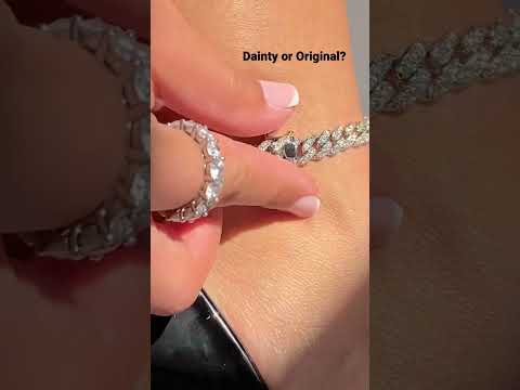 Which Anklet would you wear? 🤑 Dainty Cuban Anklet or Original Cuban Anklet? #anklets #anklet