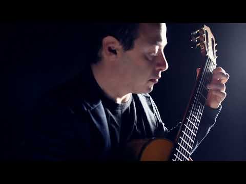 Daniel Schatz plays Bach and Albéniz – Six String Journal