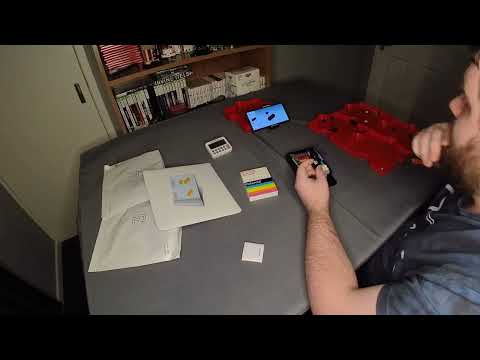 Time-Lapse Assembling the Lego Polaroid SX-70 Land Film Camera